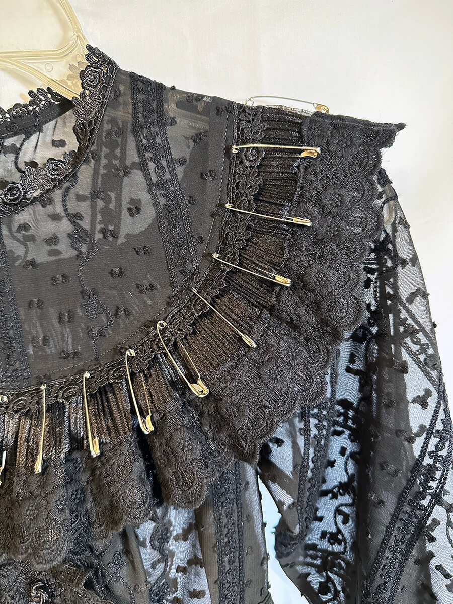 How to Make a Beetlejuice Lydia Deetz Dress - Makelings